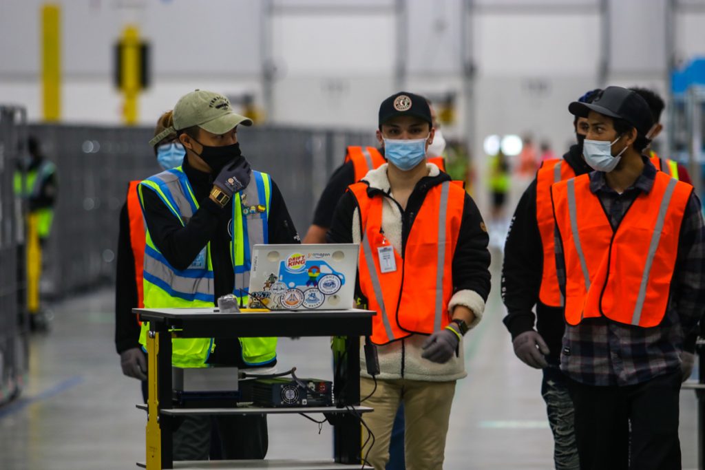 Amazon logistics center officially opens for deliveries - SanBenito.com ...