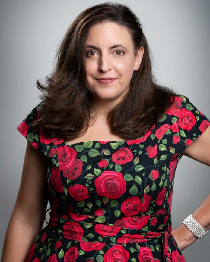 ‘Stuttering comedian’ Nina G performs Aug. 26 in Hollister - SanBenito ...